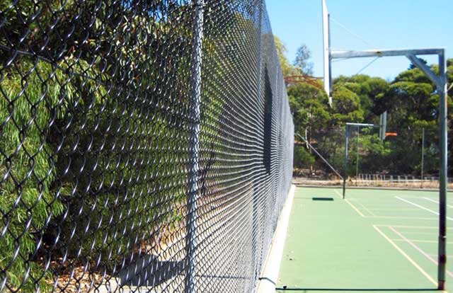 Chainlink Fencing Perth – Supply and Install Chainwire Fencing and ...